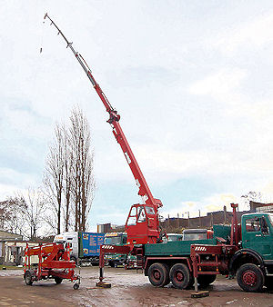 Kran und Arbeitsbühnen Vermietung! Montagekran aus Oberhausen M. Dudda